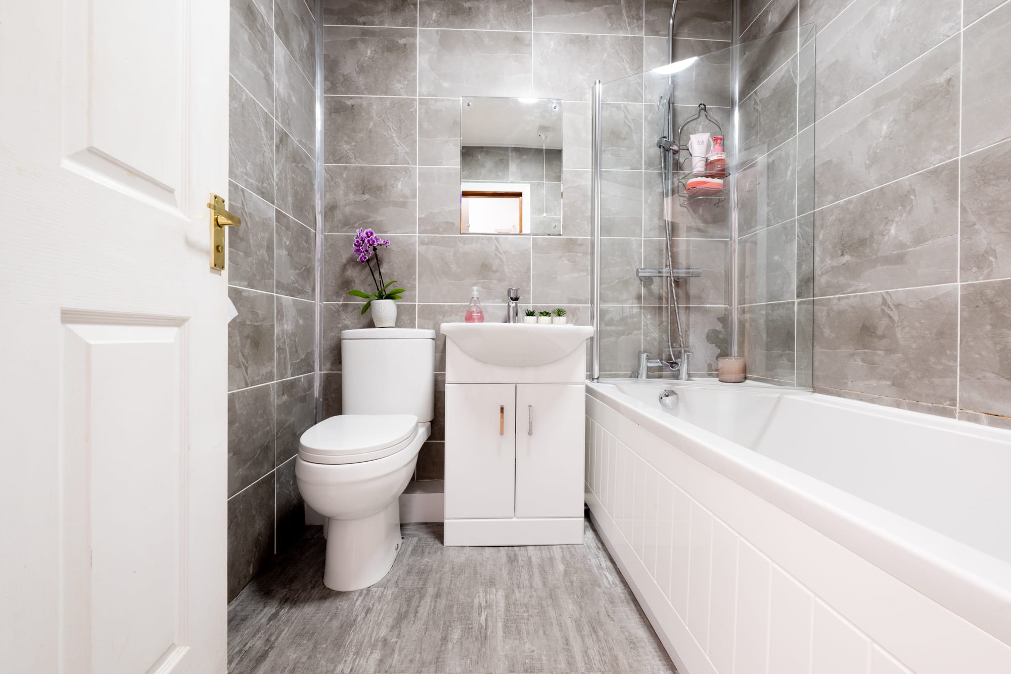 2 bed flat for sale in Main Street, Inverkip, PA16 | McArthur Scott